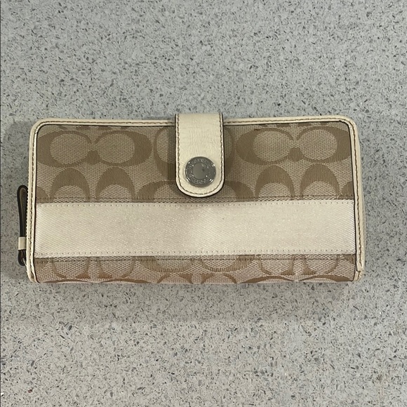 Coach | Bags | Coach Tan And Cream Wallet | Poshmark